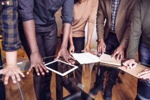 Cross Functional Teams: Benefits, Challenges and Examples | Enterprise ...